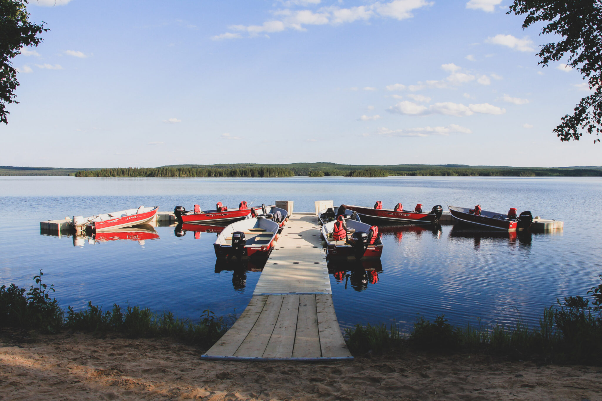 Lloyd Lake Lodge Saskatchewan Fishing Lodge